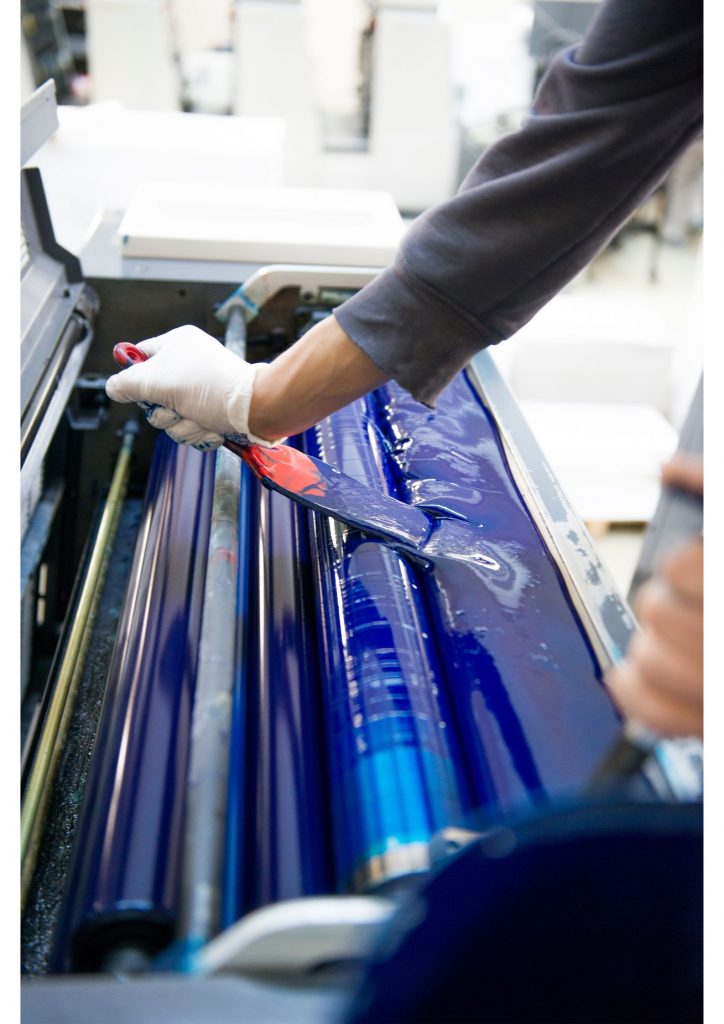 4-color process or pantone ? - BOOKLETS PRINT